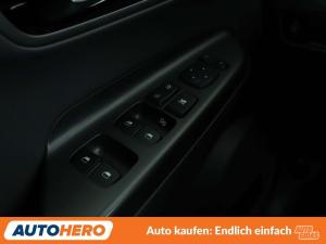 Grey Hyundai Kona 2020 in Kaunas, with an engine capacity of 1.60 L and mileage of 13 thousand km for 22112 €, photo 25 on AUTOMOTO.COM.LV