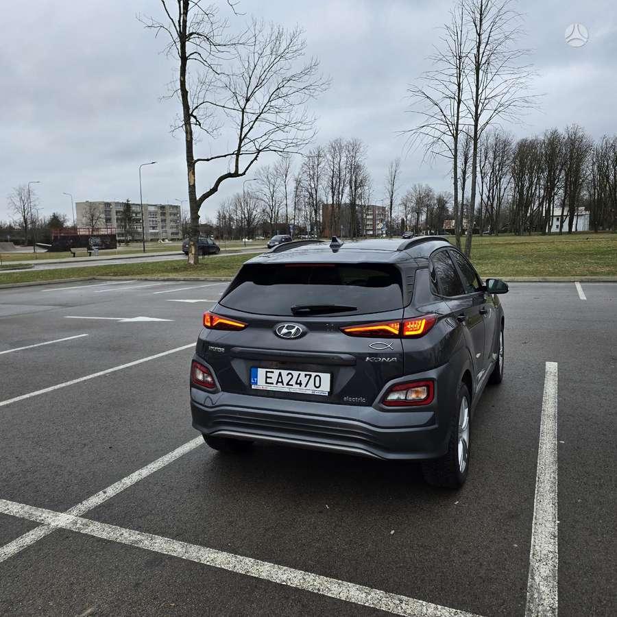Grey Hyundai Kona 2020 in Ukmerge, with an engine capacity of 0.00 L and mileage of 83 thousand km for 18490 €, photo 9 on AUTOMOTO.COM.LV