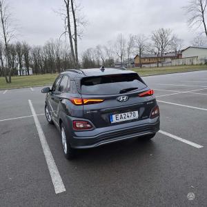Grey Hyundai Kona 2020 in Ukmerge, with an engine capacity of 0.00 L and mileage of 83 thousand km for 18490 €, photo 12 on AUTOMOTO.COM.LV