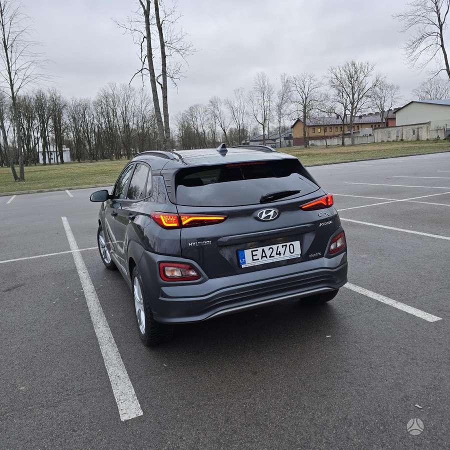 Grey Hyundai Kona 2020 in Ukmerge, with an engine capacity of 0.00 L and mileage of 83 thousand km for 18490 €, photo 12 on AUTOMOTO.COM.LV