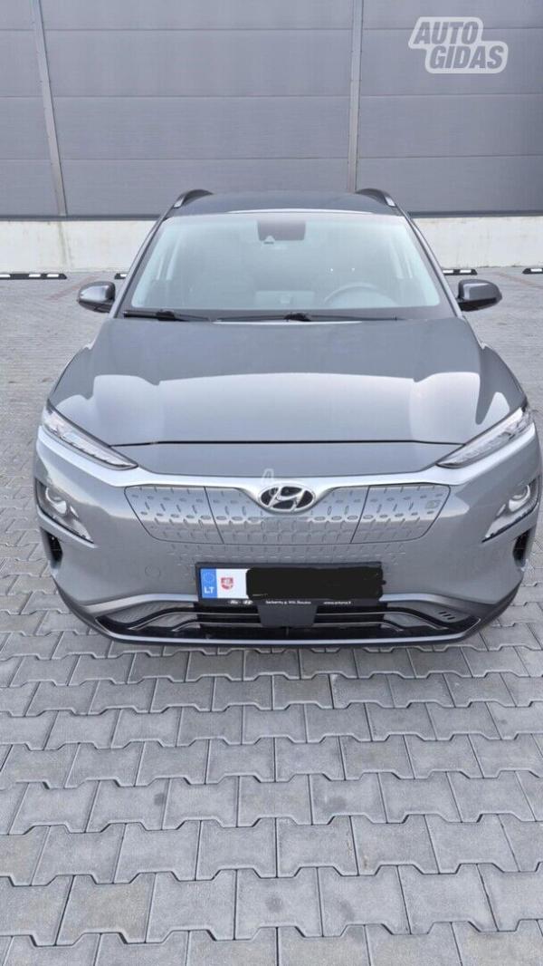 Pelēks Hyundai Kona 2020 Šauļi, ar dzinēja tilpumu 0.00 L un nobraukumu 33 tūkst. km par 14900 €, foto 1 vietnē AUTOMOTO.COM.LV