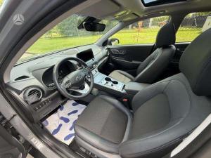 Grey Hyundai Kona 2020 in Vilnius, with an engine capacity of 0.00 L and mileage of 85 thousand km for 19800 €, photo  on AUTOMOTO.COM.LV