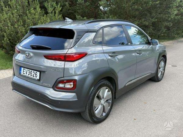 Pelēks Hyundai Kona 2020 Viļņa, ar dzinēja tilpumu 0.00 L un nobraukumu 85 tūkst. km par 19800 €, foto 5 vietnē AUTOMOTO.COM.LV