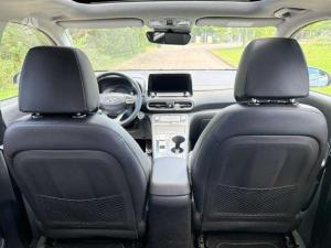 Pelēks Hyundai Kona 2020 Viļņa, ar dzinēja tilpumu 0.00 L un nobraukumu 85 tūkst. km par 19800 €, foto 12 vietnē AUTOMOTO.COM.LV