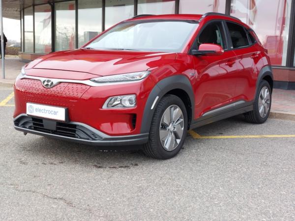 Pelēks Hyundai Kona 2020 Rīga, ar dzinēja tilpumu 0.00 L un nobraukumu 70 tūkst. km par 14500 €, foto 1 vietnē AUTOMOTO.COM.LV