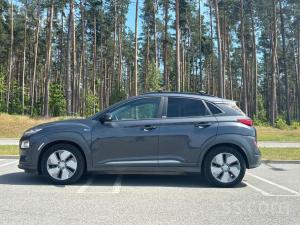 Pelēks Hyundai Kona 2020 Jūrmala, ar dzinēja tilpumu 1.60 L un nobraukumu 82 tūkst. km par 22200 €, foto 3 vietnē AUTOMOTO.COM.LV