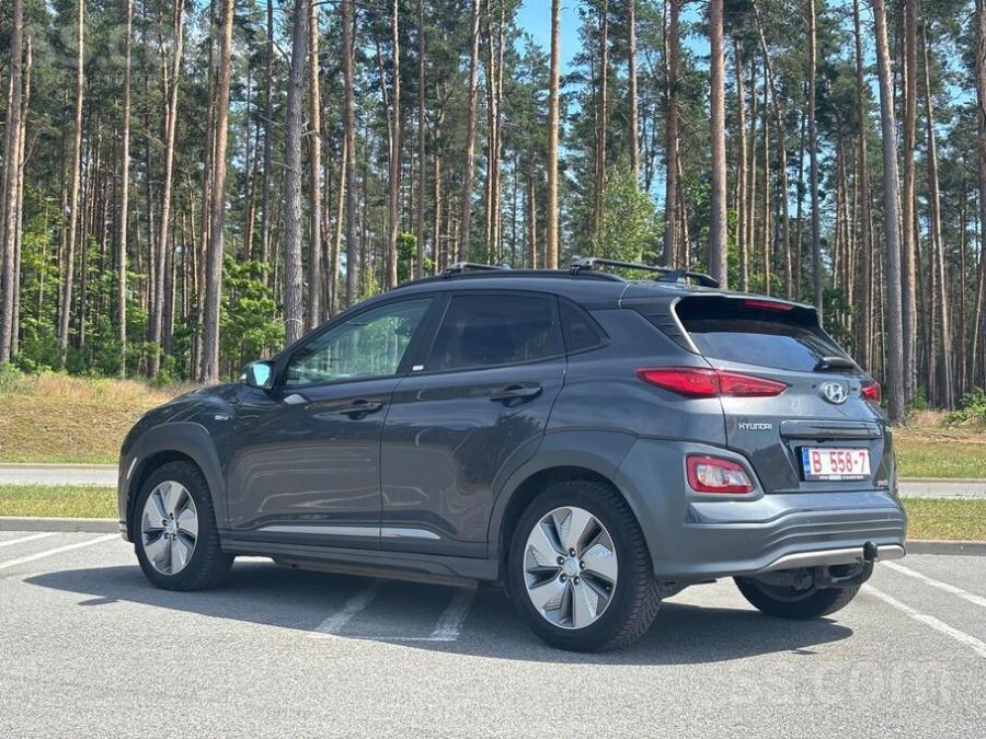 Pelēks Hyundai Kona 2020 Jūrmala, ar dzinēja tilpumu 1.60 L un nobraukumu 82 tūkst. km par 22200 €, foto 4 vietnē AUTOMOTO.COM.LV