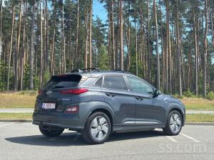 Pelēks Hyundai Kona 2020 Jūrmala, ar dzinēja tilpumu 1.60 L un nobraukumu 82 tūkst. km par 22200 €, foto 7 vietnē AUTOMOTO.COM.LV