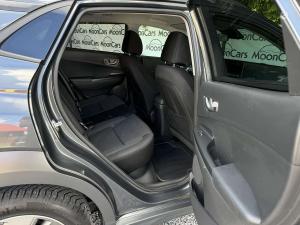 Grey Hyundai Kona 2020 in Vilnius, with an engine capacity of 0.00 L and mileage of 73 thousand km for 15300 €, photo 14 on AUTOMOTO.COM.LV