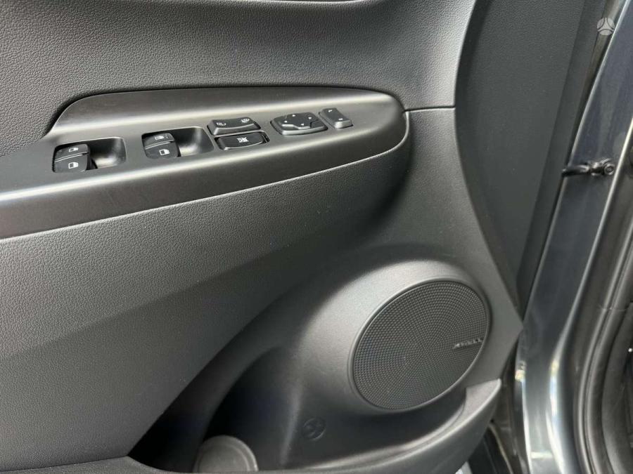 Grey Hyundai Kona 2020 in Vilnius, with an engine capacity of 0.00 L and mileage of 73 thousand km for 15300 €, photo 18 on AUTOMOTO.COM.LV