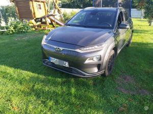 Pelēks Hyundai Kona 2020 Kauņa, ar dzinēja tilpumu 0.00 L un nobraukumu 70 tūkst. km par 15000 €, foto  vietnē AUTOMOTO.COM.LV