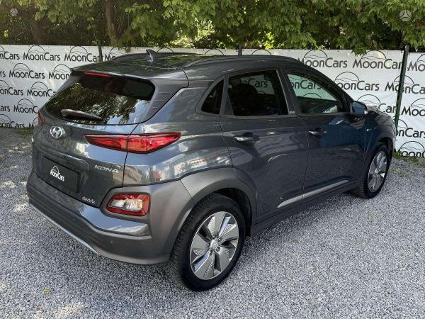 Pelēks Hyundai Kona 2020 Viļņa, ar dzinēja tilpumu 0.00 L un nobraukumu 73 tūkst. km par 14200 €, foto 5 vietnē AUTOMOTO.COM.LV
