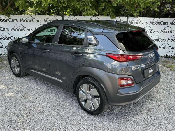 Pelēks Hyundai Kona 2020 Viļņa, ar dzinēja tilpumu 0.00 L un nobraukumu 73 tūkst. km par 14200 €, foto 7 vietnē AUTOMOTO.COM.LV