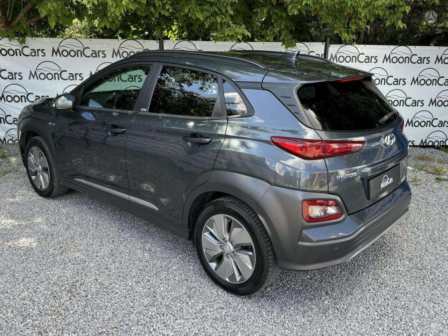 Pelēks Hyundai Kona 2020 Viļņa, ar dzinēja tilpumu 0.00 L un nobraukumu 73 tūkst. km par 14200 €, foto 8 vietnē AUTOMOTO.COM.LV