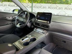 Pelēks Hyundai Kona 2020 Viļņa, ar dzinēja tilpumu 0.00 L un nobraukumu 73 tūkst. km par 14200 €, foto 11 vietnē AUTOMOTO.COM.LV