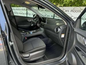 Pelēks Hyundai Kona 2020 Viļņa, ar dzinēja tilpumu 0.00 L un nobraukumu 73 tūkst. km par 14200 €, foto 12 vietnē AUTOMOTO.COM.LV