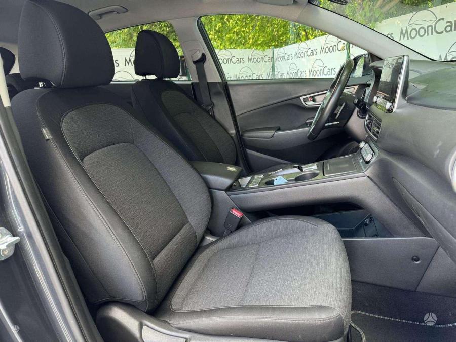 Pelēks Hyundai Kona 2020 Viļņa, ar dzinēja tilpumu 0.00 L un nobraukumu 73 tūkst. km par 14200 €, foto 13 vietnē AUTOMOTO.COM.LV