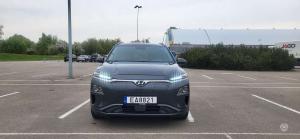 Grey Hyundai Kona 2020 in Siauliai, with an engine capacity of 0.00 L and mileage of 73 thousand km for 13600 €, photo 3 on AUTOMOTO.COM.LV