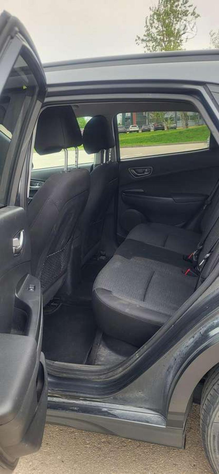 Grey Hyundai Kona 2020 in Siauliai, with an engine capacity of 0.00 L and mileage of 73 thousand km for 13600 €, photo 10 on AUTOMOTO.COM.LV