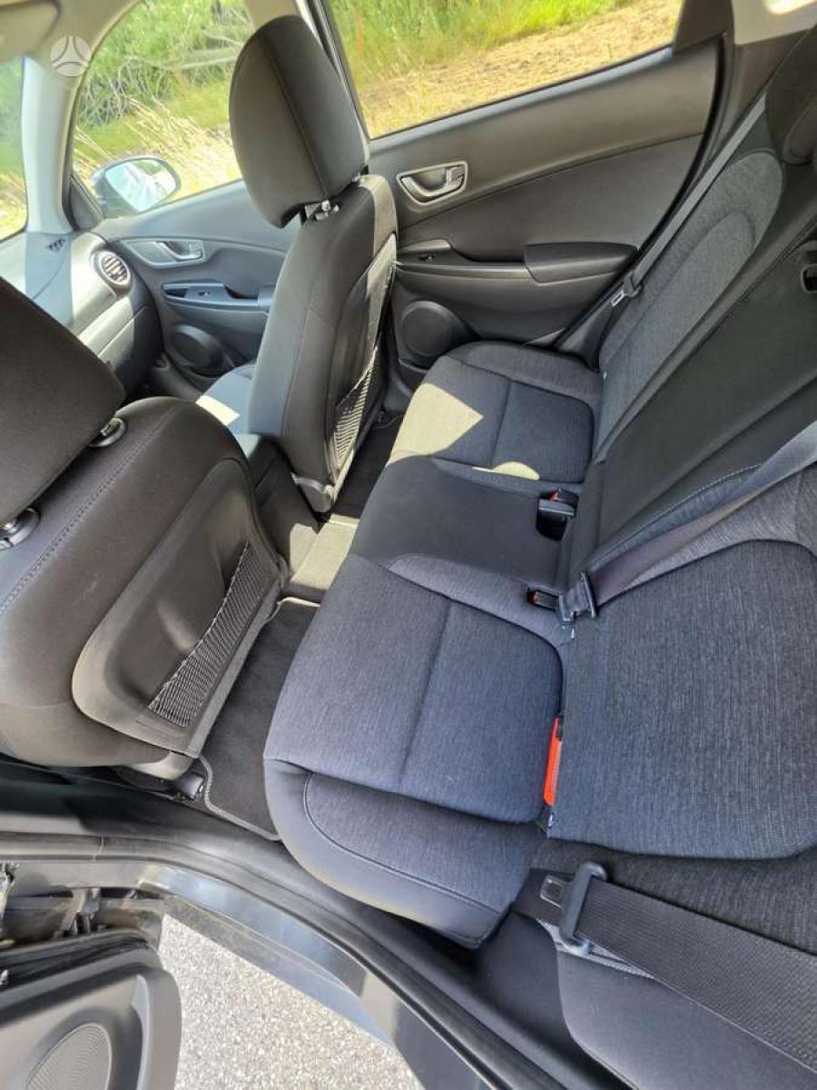 Pelēks Hyundai Kona 2020 Viļņa, ar dzinēja tilpumu 0.00 L un nobraukumu 74 tūkst. km par 14300 €, foto 10 vietnē AUTOMOTO.COM.LV