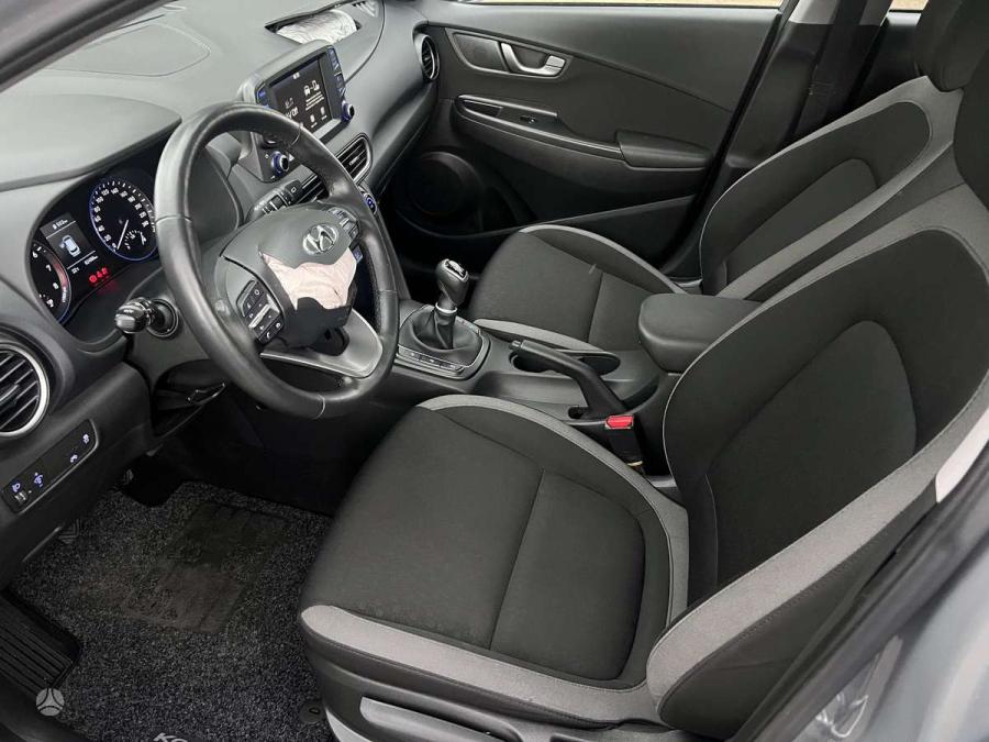 Pelēks Hyundai Kona 2020 Kauņa, ar dzinēja tilpumu 1.00 L un nobraukumu 82 tūkst. km par 6750 €, foto 20 vietnē AUTOMOTO.COM.LV