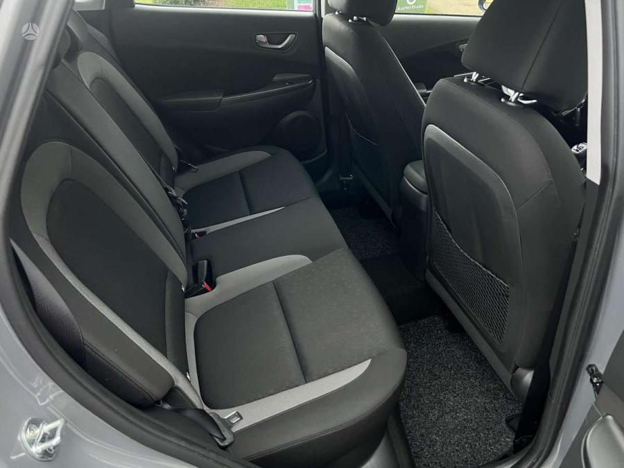 Pelēks Hyundai Kona 2020 Kauņa, ar dzinēja tilpumu 1.00 L un nobraukumu 82 tūkst. km par 6750 €, foto 33 vietnē AUTOMOTO.COM.LV