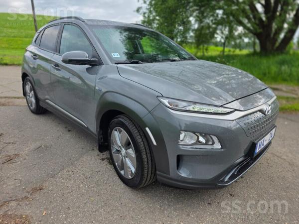 Pelēks Hyundai Kona 2020 Rīga, ar dzinēja tilpumu 0.00 L un nobraukumu 60 tūkst. km par 17300 €, foto 3 vietnē AUTOMOTO.COM.LV