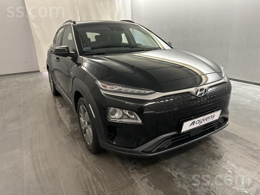 Grey Hyundai Kona 2020 in Riga, with an engine capacity of 0.00 L and mileage of 134 thousand km for 18990 €, photo 5 on AUTOMOTO.COM.LV