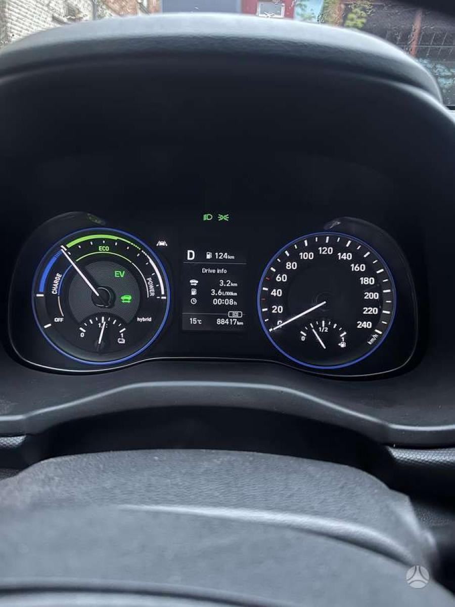 Pelēks Hyundai Kona 2020 Kauņa, ar dzinēja tilpumu 1.60 L un nobraukumu 88 tūkst. km par 13800 €, foto 8 vietnē AUTOMOTO.COM.LV