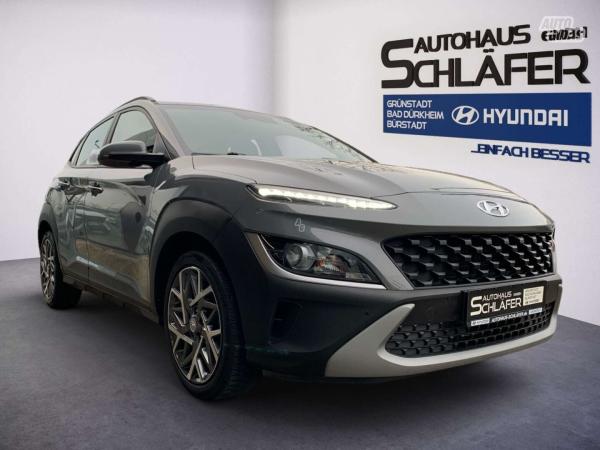 Grey Hyundai Kona 2021 in Kaunas, with an engine capacity of 1.60 L and mileage of 51 thousand km for 22379 €, photo 2 on AUTOMOTO.COM.LV