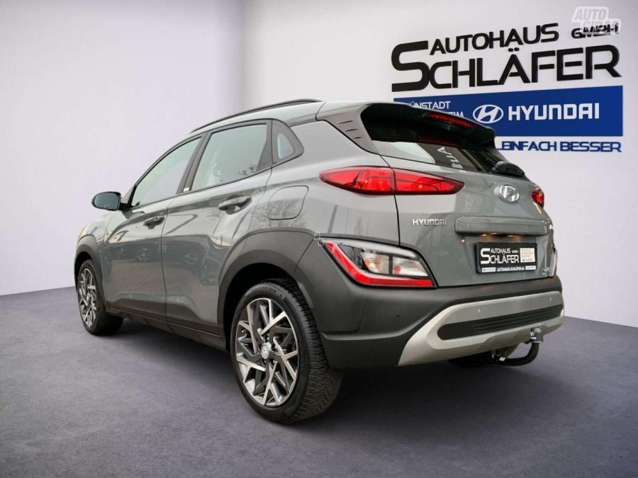 Grey Hyundai Kona 2021 in Kaunas, with an engine capacity of 1.60 L and mileage of 51 thousand km for 22379 €, photo 6 on AUTOMOTO.COM.LV
