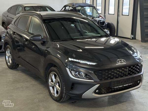 Grey Hyundai Kona 2021 in Marijampole, with an engine capacity of 1.00 L and mileage of 87 thousand km for 13250 €, photo 1 on AUTOMOTO.COM.LV