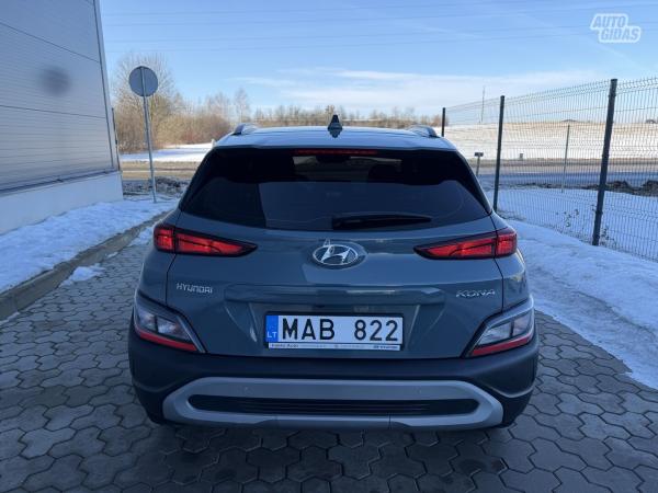 Grey Hyundai Kona 2021 in Kaunas, with an engine capacity of 1.00 L and mileage of 122 thousand km for 13000 €, photo 6 on AUTOMOTO.COM.LV