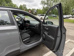 Pelēks Hyundai Kona 2021 Rīga, ar dzinēja tilpumu 1.00 L un nobraukumu 76 tūkst. km par 14300 €, foto 9 vietnē AUTOMOTO.COM.LV