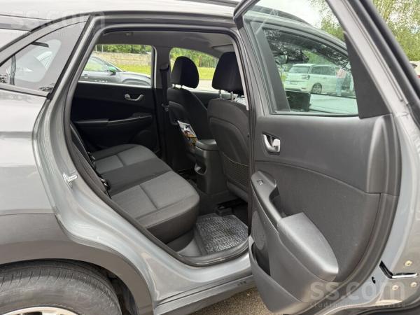 Pelēks Hyundai Kona 2021 Rīga, ar dzinēja tilpumu 1.00 L un nobraukumu 76 tūkst. km par 14300 €, foto 10 vietnē AUTOMOTO.COM.LV