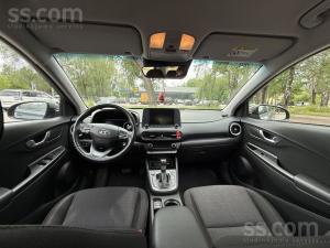 Pelēks Hyundai Kona 2021 Rīga, ar dzinēja tilpumu 1.00 L un nobraukumu 76 tūkst. km par 14300 €, foto 16 vietnē AUTOMOTO.COM.LV