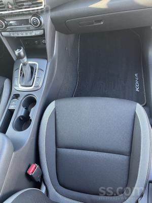 Pelēks Hyundai Kona 2021 Rīga, ar dzinēja tilpumu 1.60 L un nobraukumu 73 tūkst. km par 14500 €, foto 19 vietnē AUTOMOTO.COM.LV