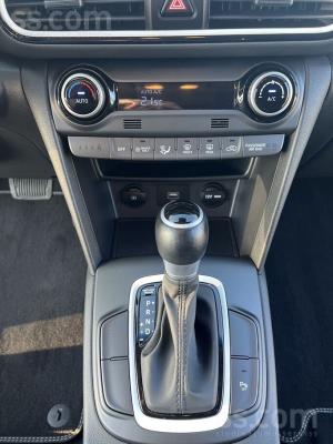 Pelēks Hyundai Kona 2021 Rīga, ar dzinēja tilpumu 1.60 L un nobraukumu 73 tūkst. km par 14500 €, foto 21 vietnē AUTOMOTO.COM.LV