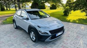 Grey Hyundai Kona 2021 in Riga, with an engine capacity of 1.00 L and mileage of 57 thousand km for 14550 €, photo 5 on AUTOMOTO.COM.LV