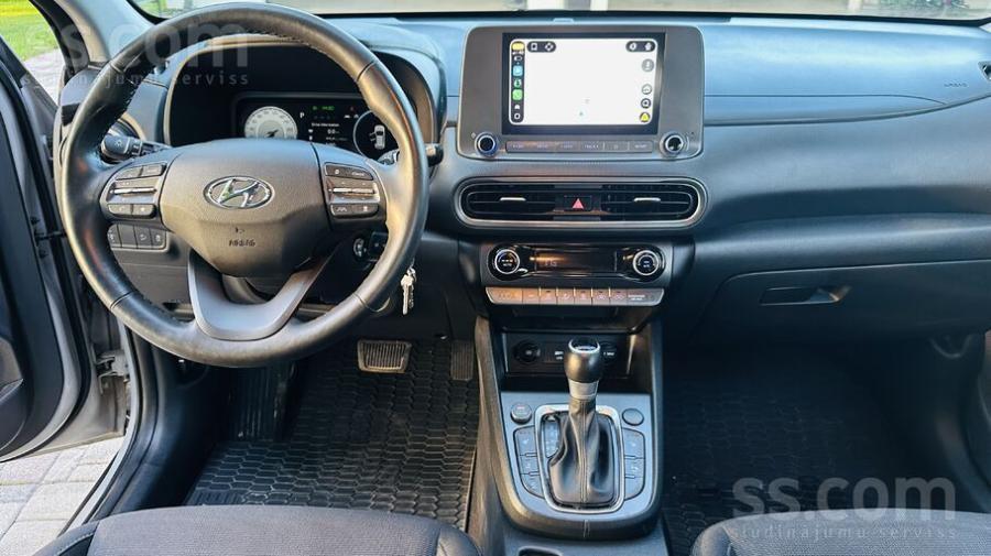 Grey Hyundai Kona 2021 in Riga, with an engine capacity of 1.00 L and mileage of 57 thousand km for 14550 €, photo 12 on AUTOMOTO.COM.LV