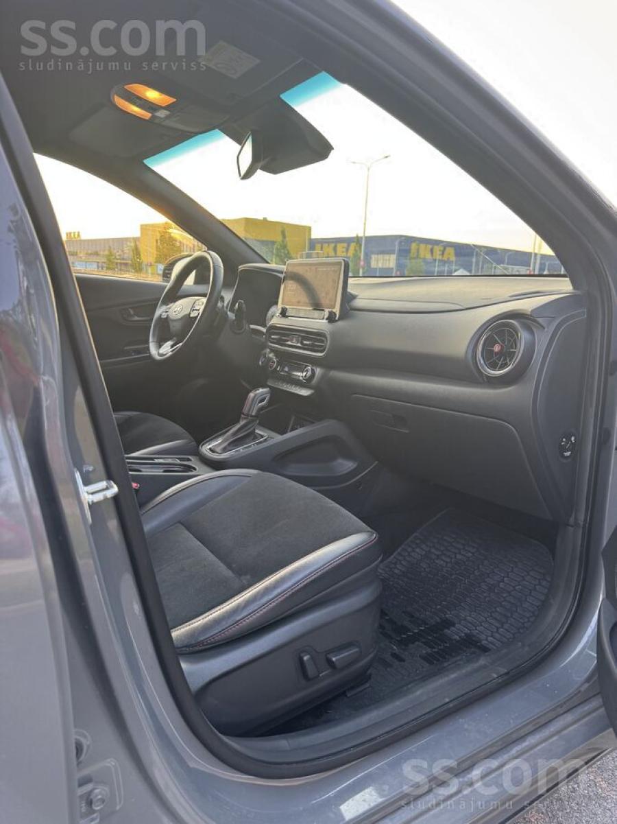 Pelēks Hyundai Kona 2021 Rīga, ar dzinēja tilpumu 1.60 L un nobraukumu 55 tūkst. km par 17500 €, foto 10 vietnē AUTOMOTO.COM.LV
