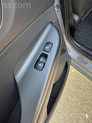 Pelēks Hyundai Kona 2021 Rīga, ar dzinēja tilpumu 1.60 L un nobraukumu 55 tūkst. km par 17500 €, foto 11 vietnē AUTOMOTO.COM.LV