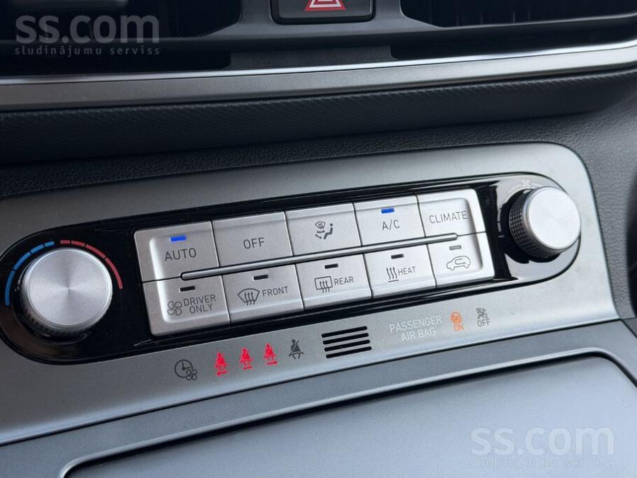 Pelēks Hyundai Kona 2021 Rīga, ar dzinēja tilpumu 0.00 L un nobraukumu 38 tūkst. km par 19500 €, foto 21 vietnē AUTOMOTO.COM.LV
