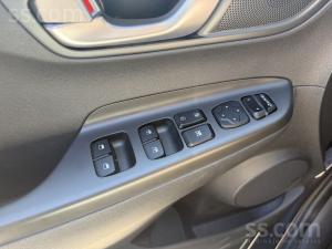 Pelēks Hyundai Kona 2021 Rīga, ar dzinēja tilpumu 0.00 L un nobraukumu 38 tūkst. km par 19500 €, foto 23 vietnē AUTOMOTO.COM.LV
