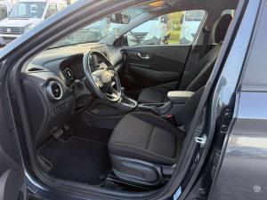 Grey Hyundai Kona 2021 in Taurage, with an engine capacity of 1.60 L and mileage of 67 thousand km for 12500 €, photo 8 on AUTOMOTO.COM.LV