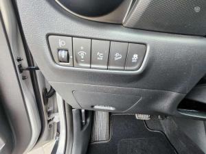 Pelēks Hyundai Kona 2021 Tauragė, ar dzinēja tilpumu 1.60 L un nobraukumu 89 tūkst. km par 13200 €, foto 26 vietnē AUTOMOTO.COM.LV