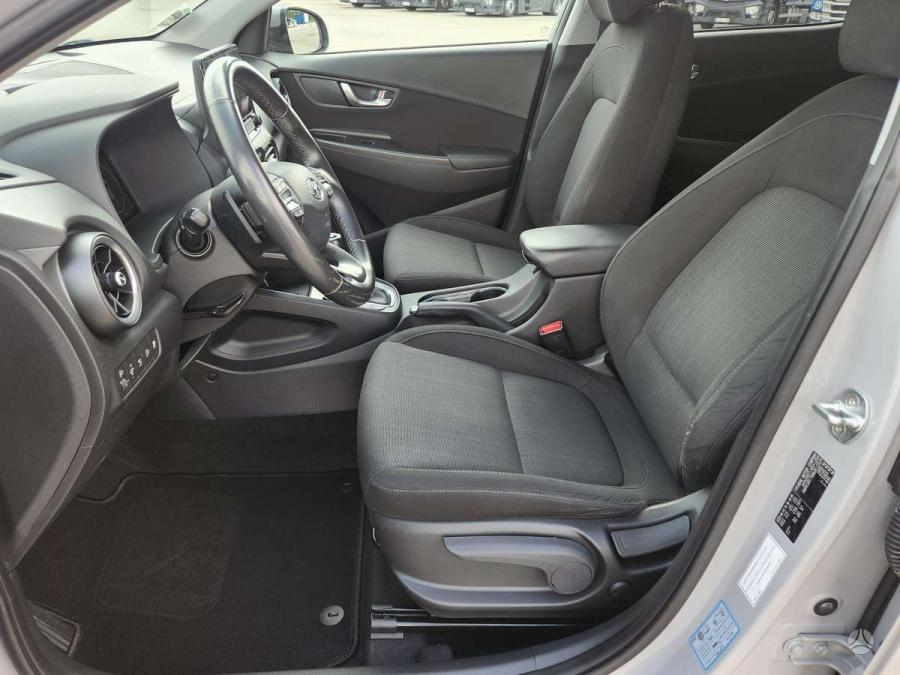 Pelēks Hyundai Kona 2021 Tauragė, ar dzinēja tilpumu 1.60 L un nobraukumu 89 tūkst. km par 13200 €, foto 29 vietnē AUTOMOTO.COM.LV