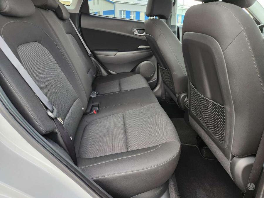 Pelēks Hyundai Kona 2021 Tauragė, ar dzinēja tilpumu 1.60 L un nobraukumu 89 tūkst. km par 13200 €, foto 31 vietnē AUTOMOTO.COM.LV