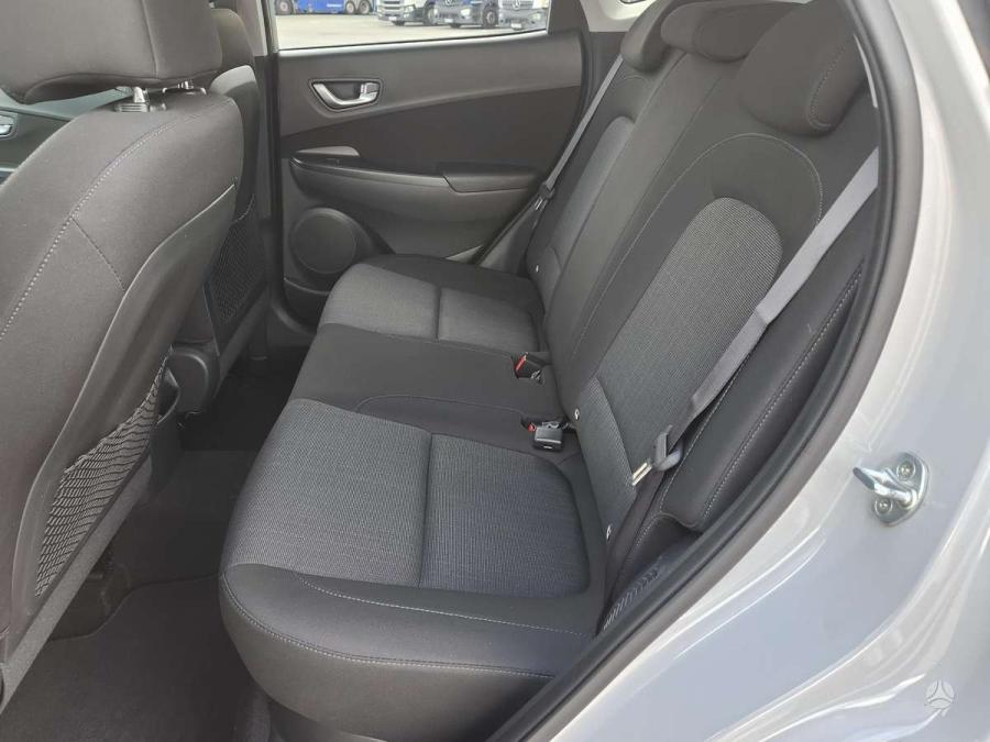 Pelēks Hyundai Kona 2021 Tauragė, ar dzinēja tilpumu 1.60 L un nobraukumu 89 tūkst. km par 13200 €, foto 32 vietnē AUTOMOTO.COM.LV