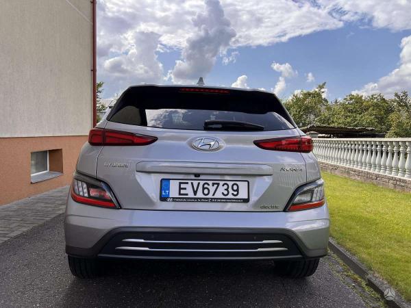 Grey Hyundai Kona 2021 in Vilnius, with an engine capacity of 0.00 L and mileage of 117 thousand km for 19999 €, photo 8 on AUTOMOTO.COM.LV